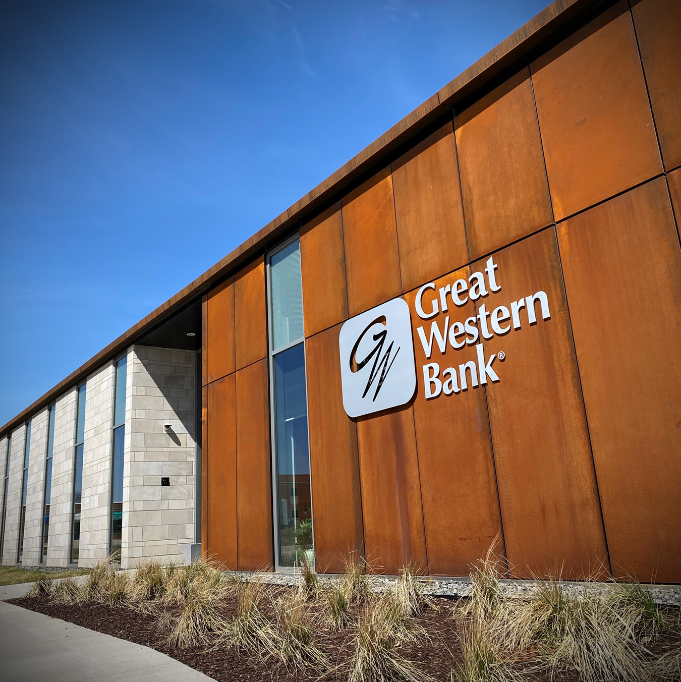 Great Western Bank – Cedar Rapids First Avenue | Structural Design Group